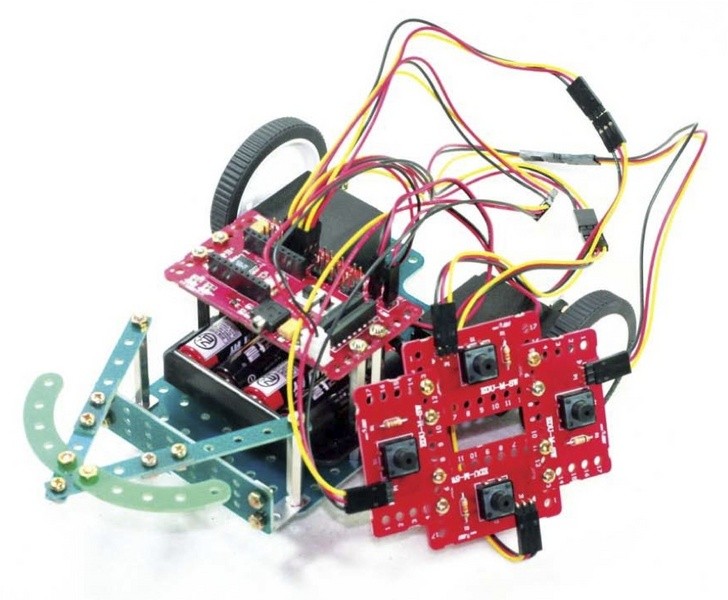 Tami Electronic Robot Kit - Mentis