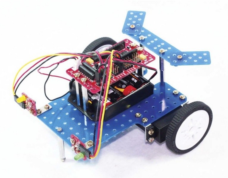 Tami Electronic Robot Kit - Mentis